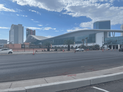 世界最高峰のセキュリティコンテストが開催されるDEF CON 32｜Car Hacking Village 参加レポート｜ブログ｜NRIセキュア