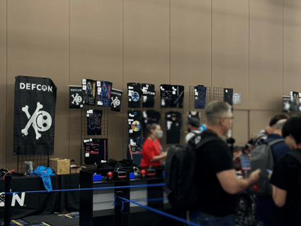 世界最高峰のセキュリティコンテストが開催されるDEF CON 32｜Car Hacking Village 参加レポート｜ブログ｜NRIセキュア
